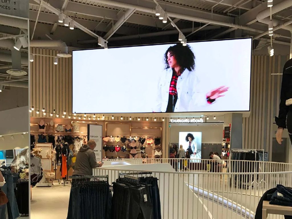 Indoor Digital Display Screens & Video Displays | Scanlite
